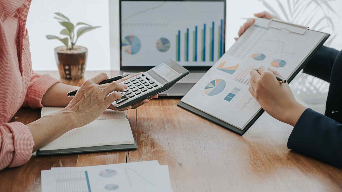 335 Business Group Names For Your Brand