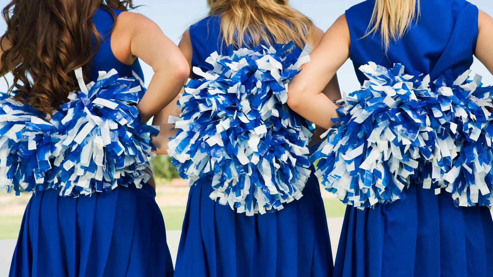 325 Fun Cheerleading Club Names!