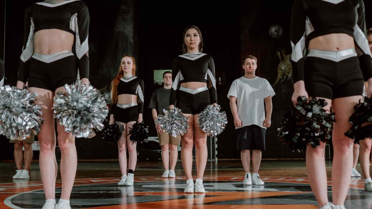 325 Fun Cheerleading Club Names!