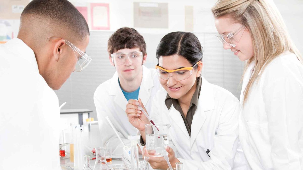 385 Creative Chemistry Group Names