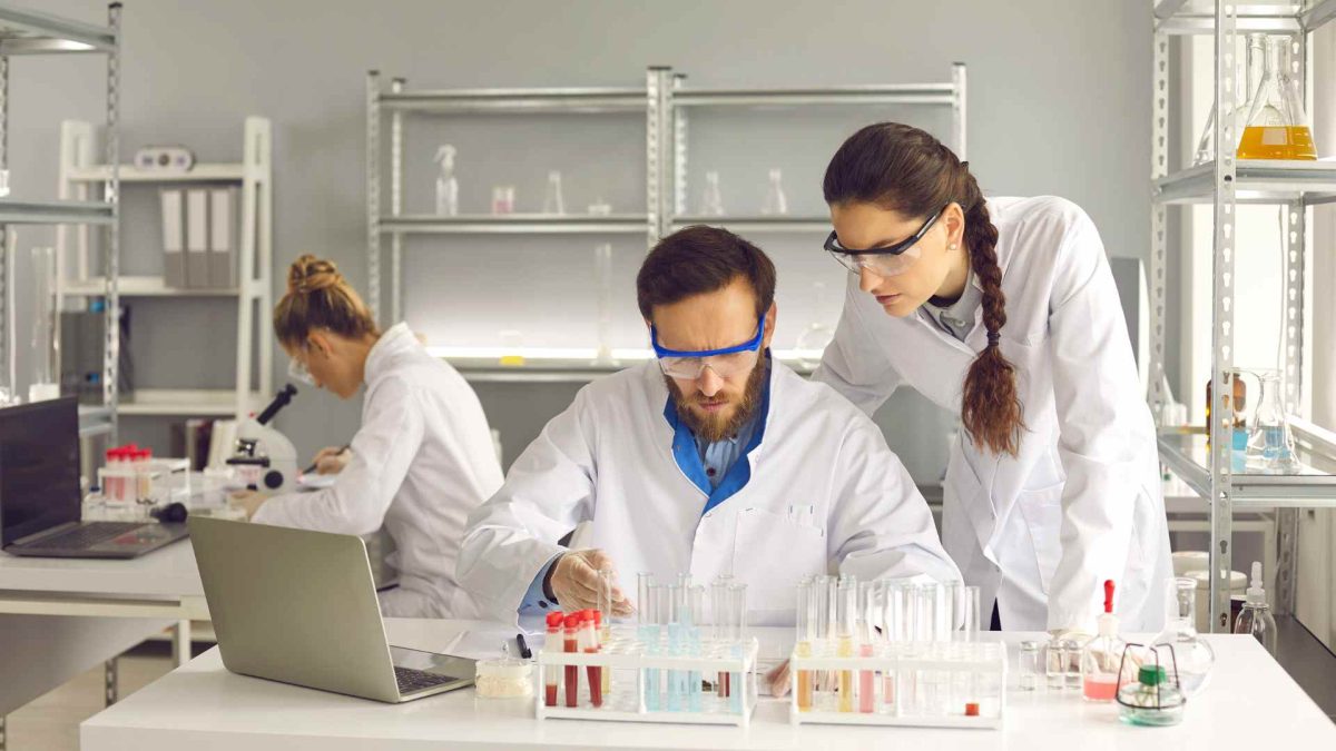 385 Creative Chemistry Group Names