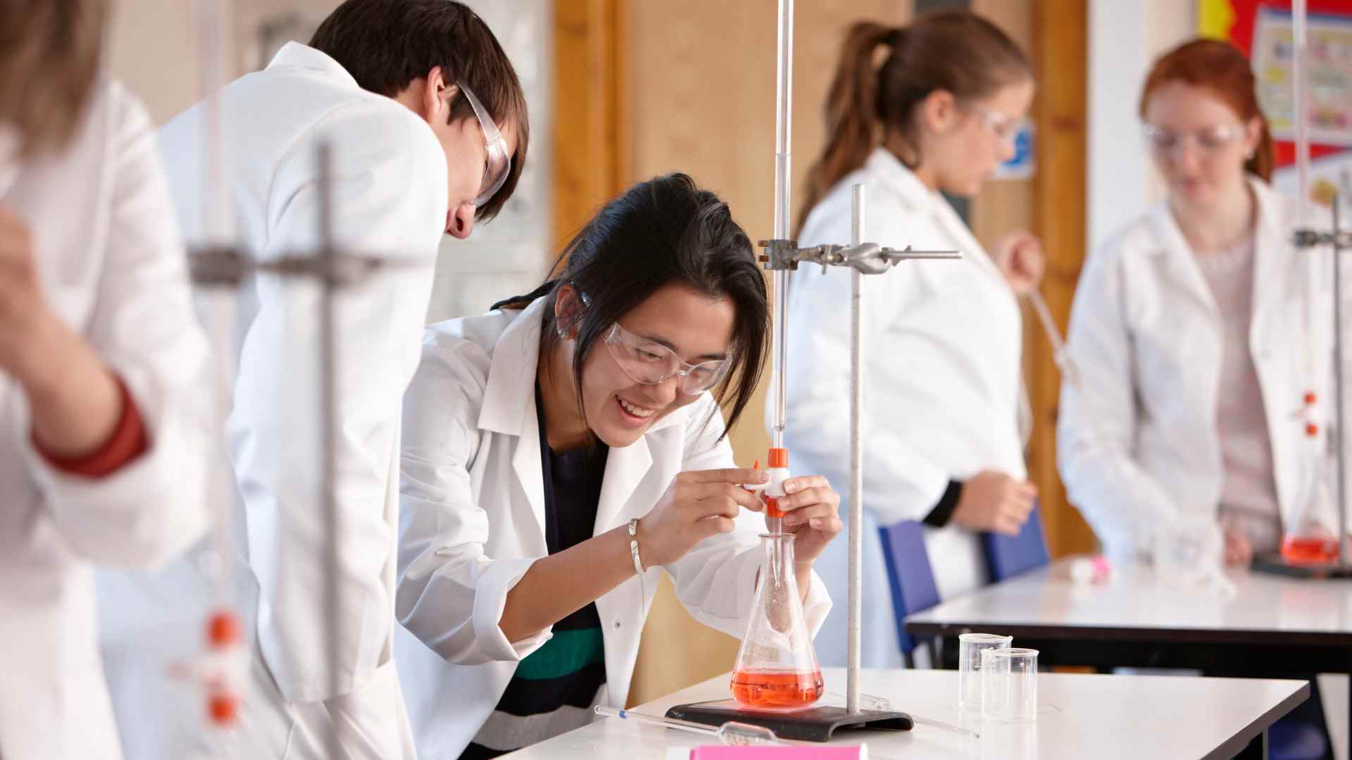 385 Creative Chemistry Group Names