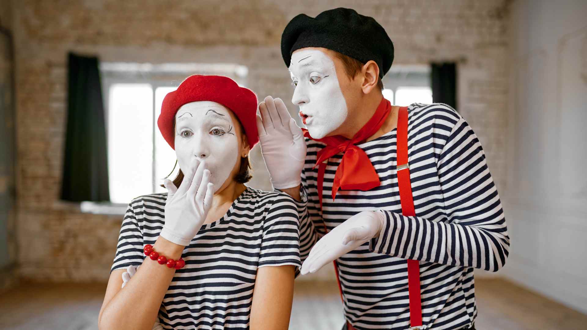 385 Hysterical Comedy Group Names