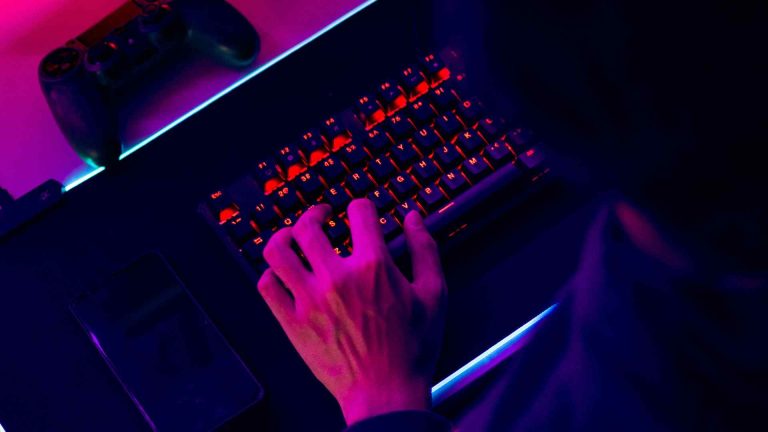 650 Creative & Cool Gamertags To Try!