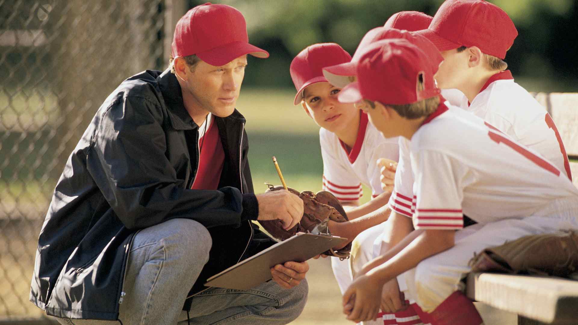 385 Funny Baseball Team Names