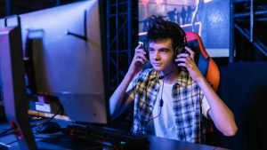 395 Super Funny Gamertags To Try!