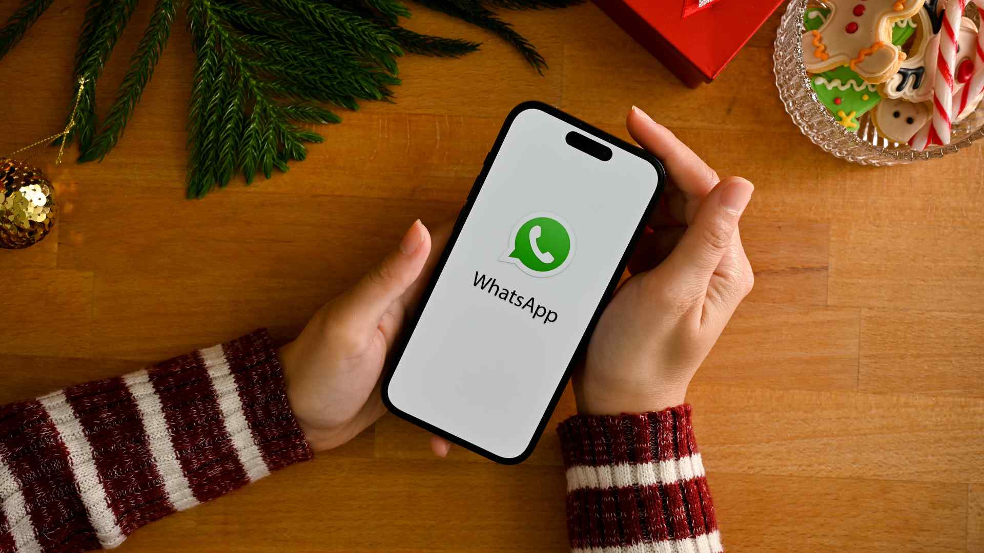 300+ Group Names For WhatsApp Friends Chat!