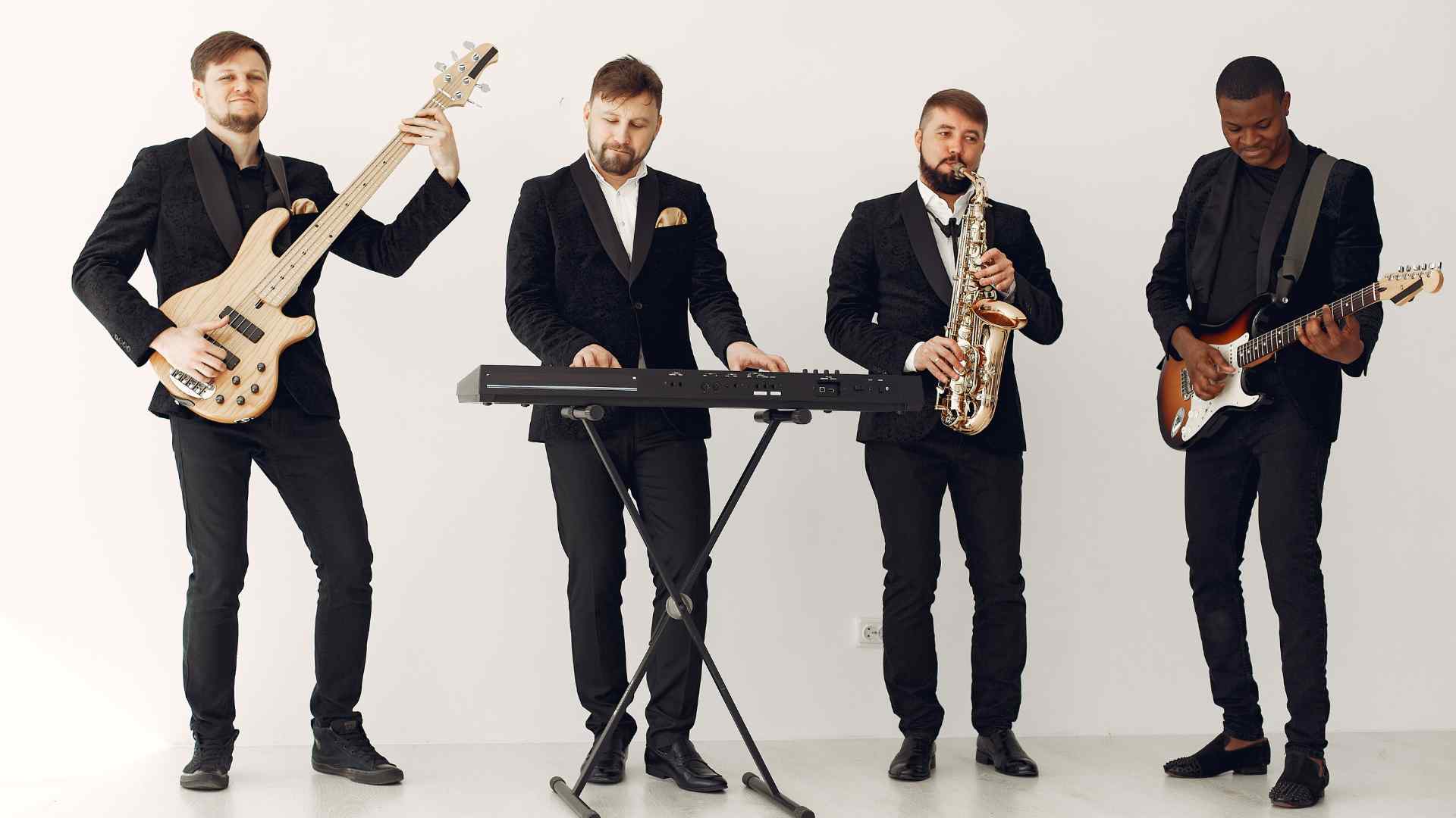 315 Catchy Band and Music Group Names