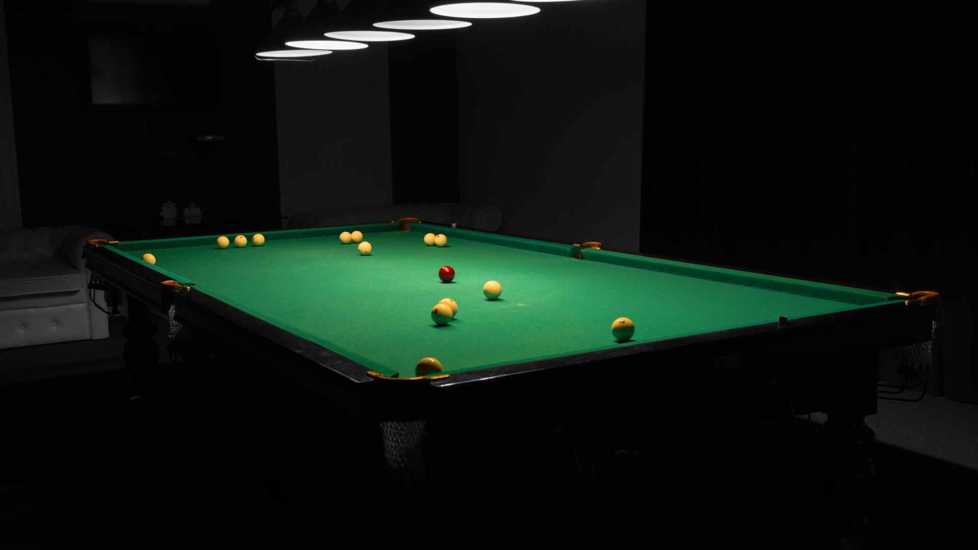 385 Competitive Pool Team Names!