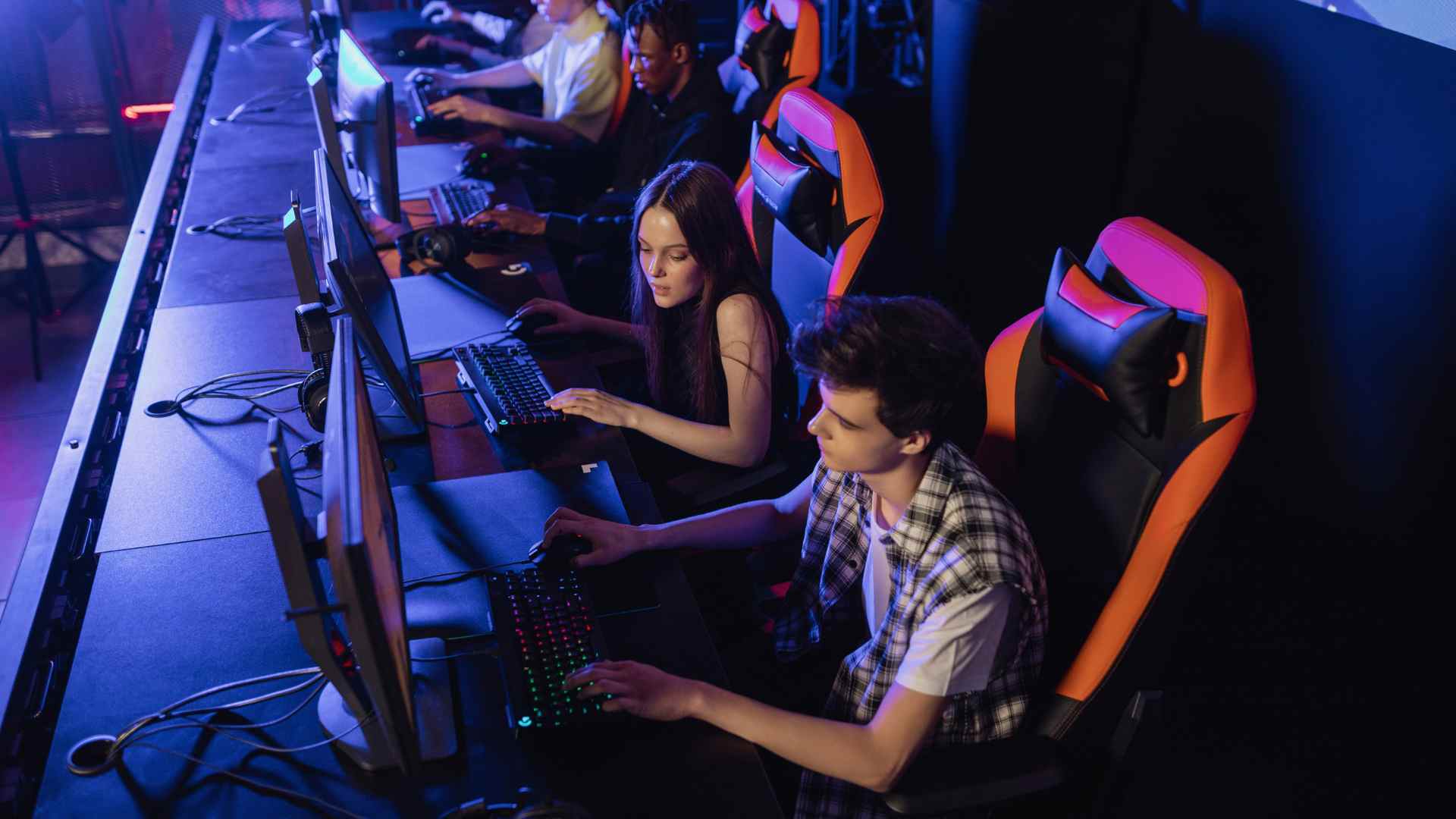 415 Unique Gaming Names (Solos, Pairs, and Teams)!